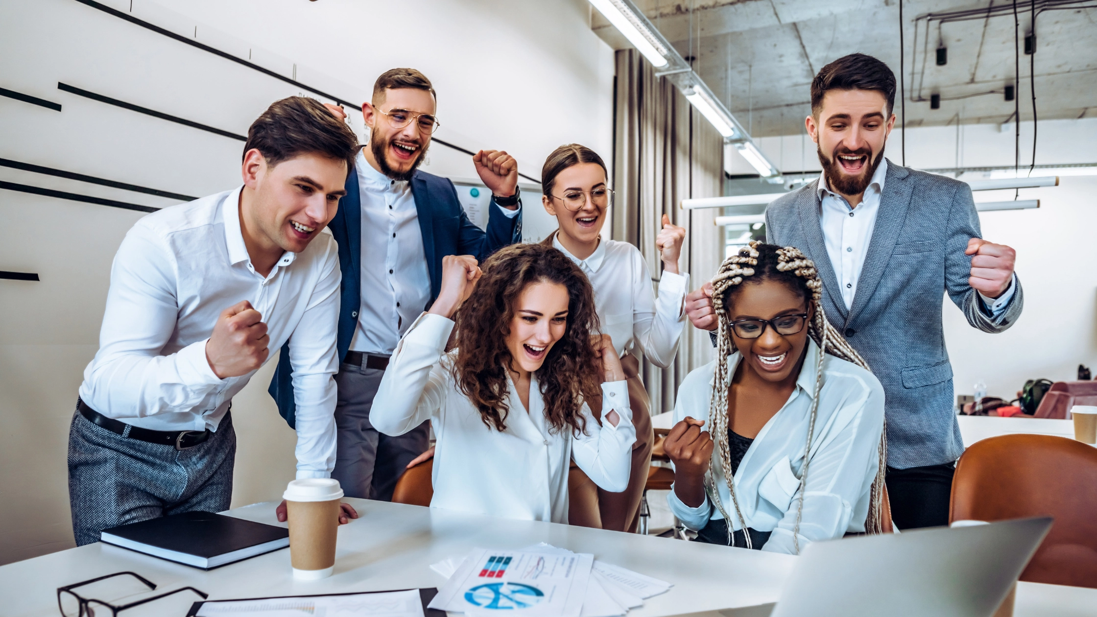 ¿Cómo utilizar la IA en la retroalimentación del cliente? - Blog QServus